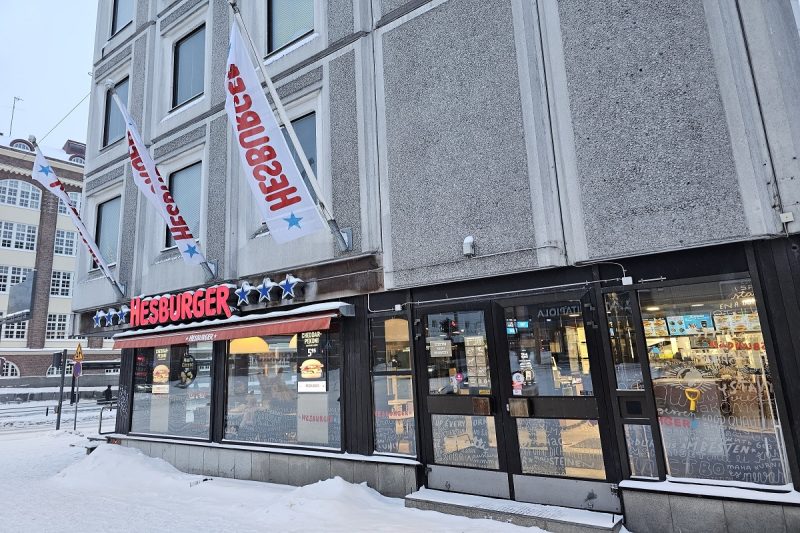 18 Best Fast Food Restaurants in Finland 2025 | Finland Food Menu